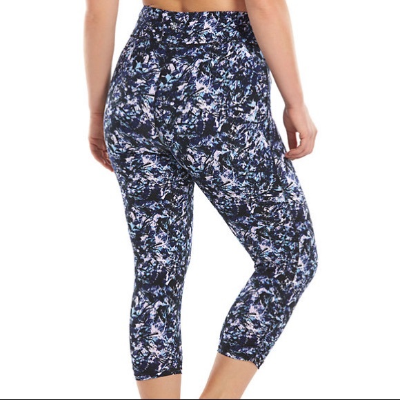 GAIAM | Pants & Jumpsuits | Gaiam Om Cropped Leggings S | Poshmark